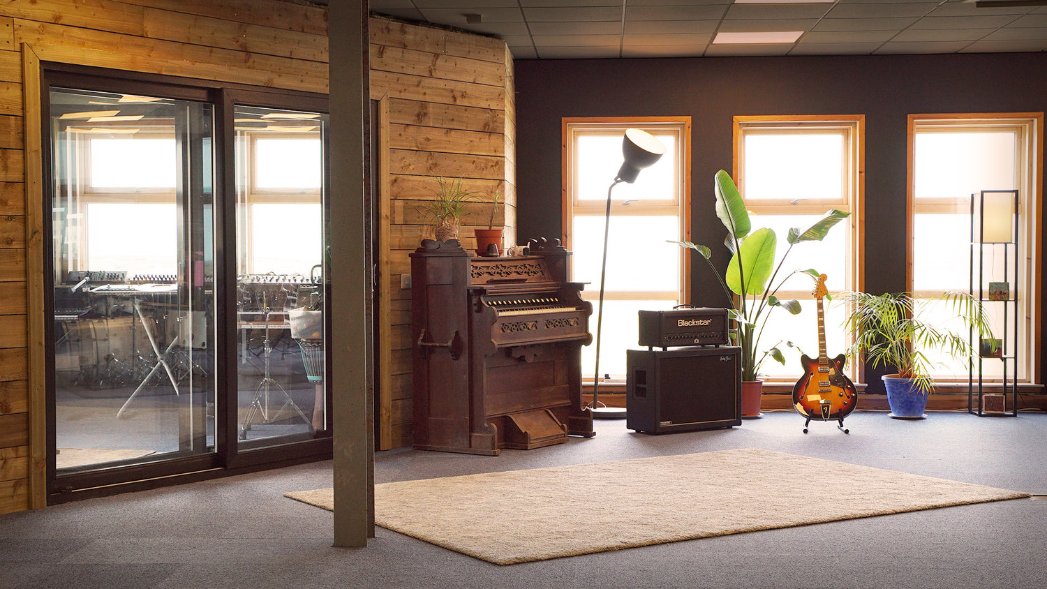 Wee Studio Records - Open plan recording studio in the Outer Hebrides